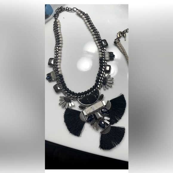 Chloe + Isabel | Jewelry | Chloe And Isabel Statement Necklace | Poshmark
